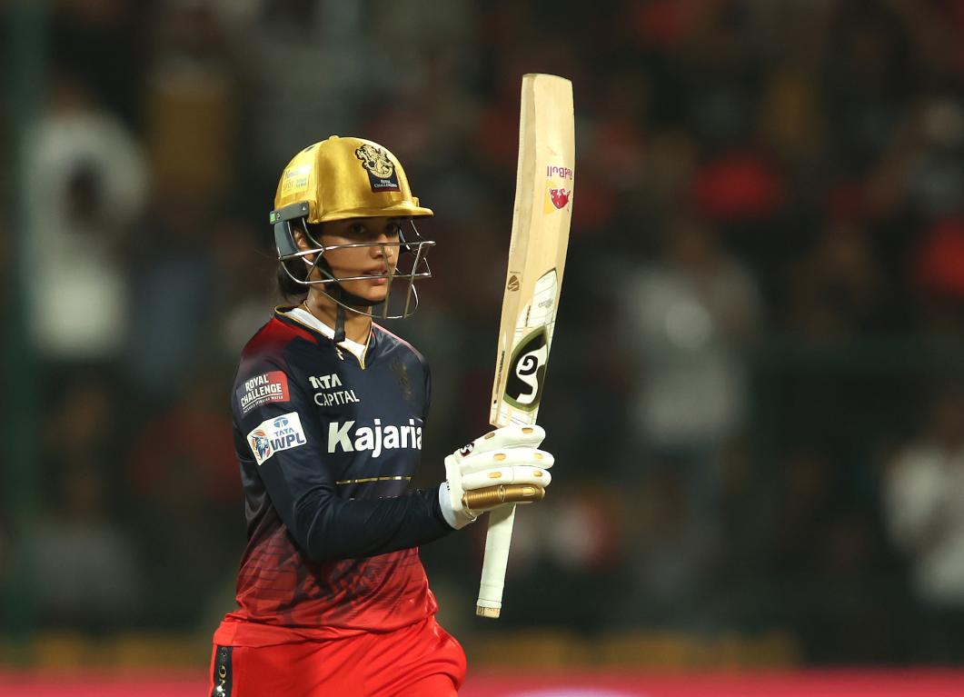 Smriti Mandhana heaps praises on Ellyse Perry and the RCB bowlers in ...