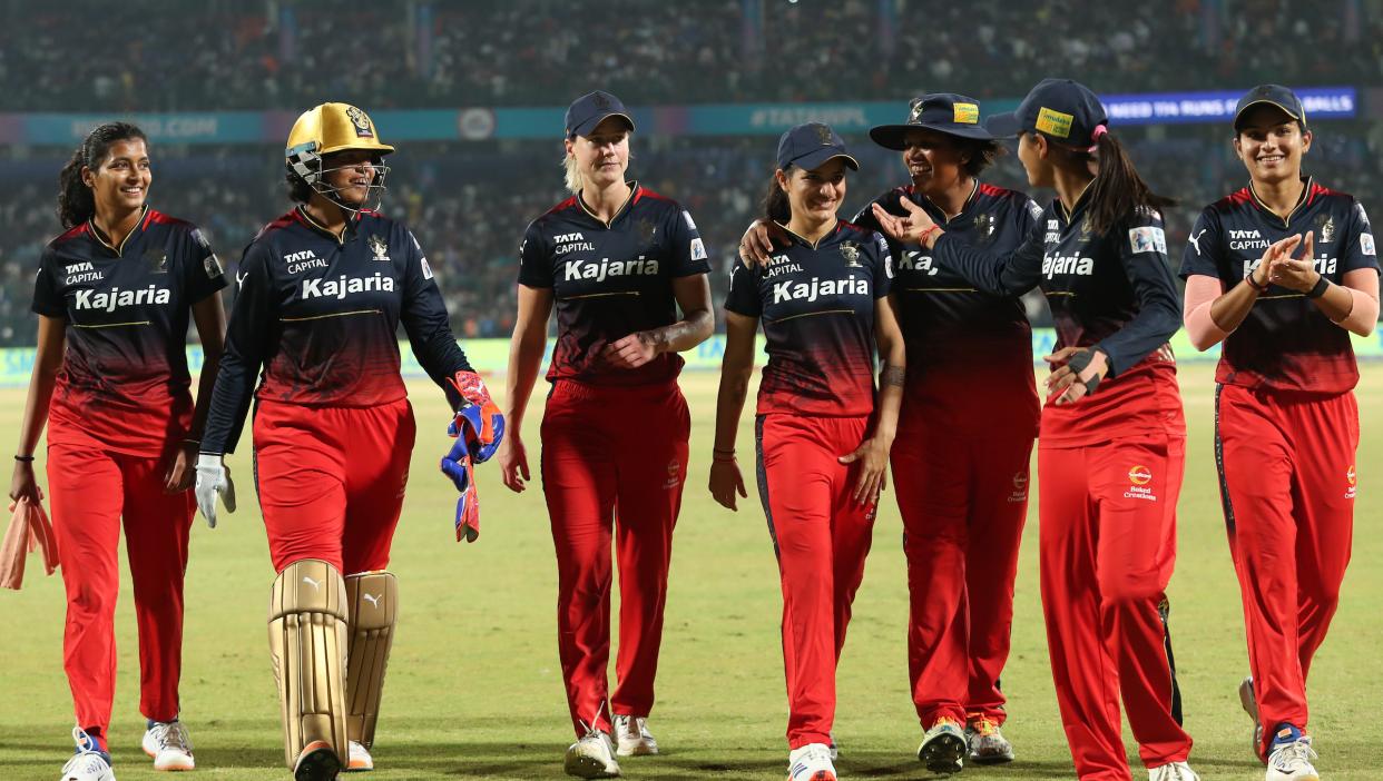 24/7 entertainment on RCB: Foot Volley Session | WPL 2024 | Bold Diairies | Royal Challengers ...